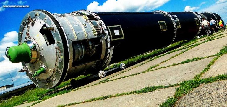 Russia Taunts England And Europe By Unveiling It's 'Satan 2' Nuclear ...