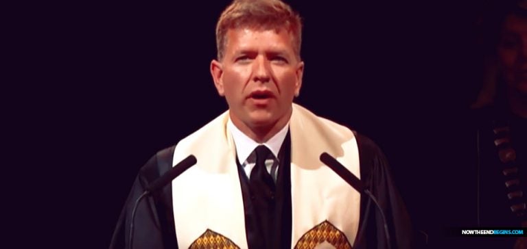 Outrage As Baptist Pastor Dan Freemyer Gives Benediction Prayer At ...